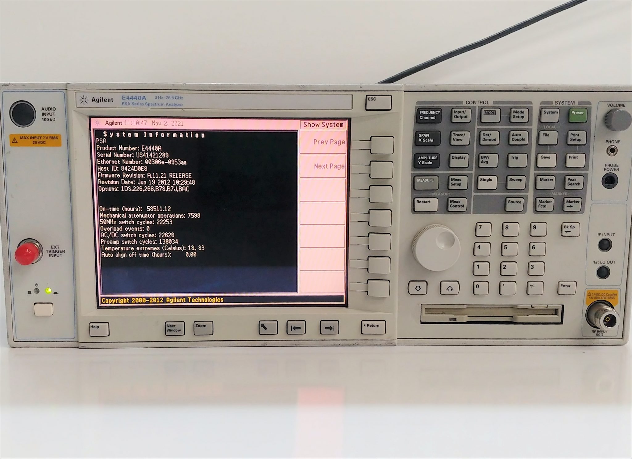 HP/Agilent E4440A PSA Series Spectrum Analyzer, 3 Hz - 26.5 GHz w ...