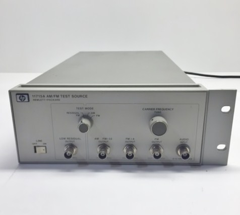 HP/Agilent 11715A AM/FM Test Source