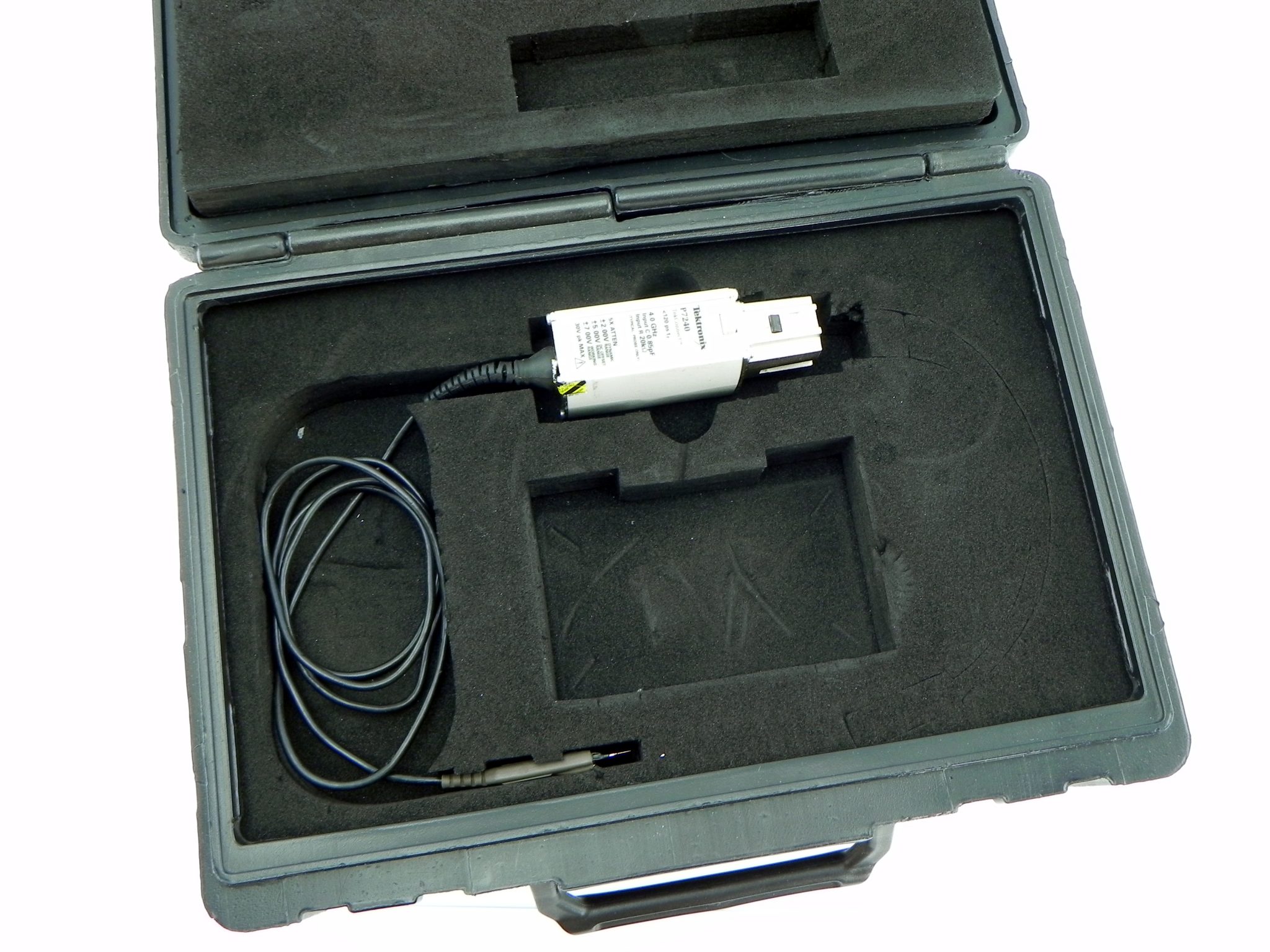 Tektronix P7240 4 GHz 5X Active Probe with Case - Global Test Equipment